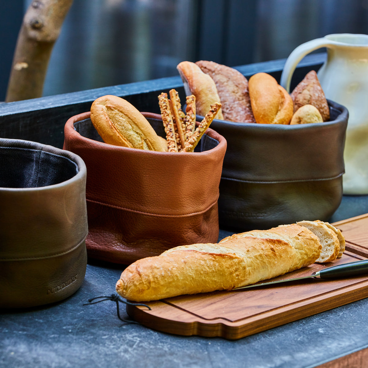 Dutchdeluxes - Leather - Luxury - Handmade - Bread basket - Dirt-resis