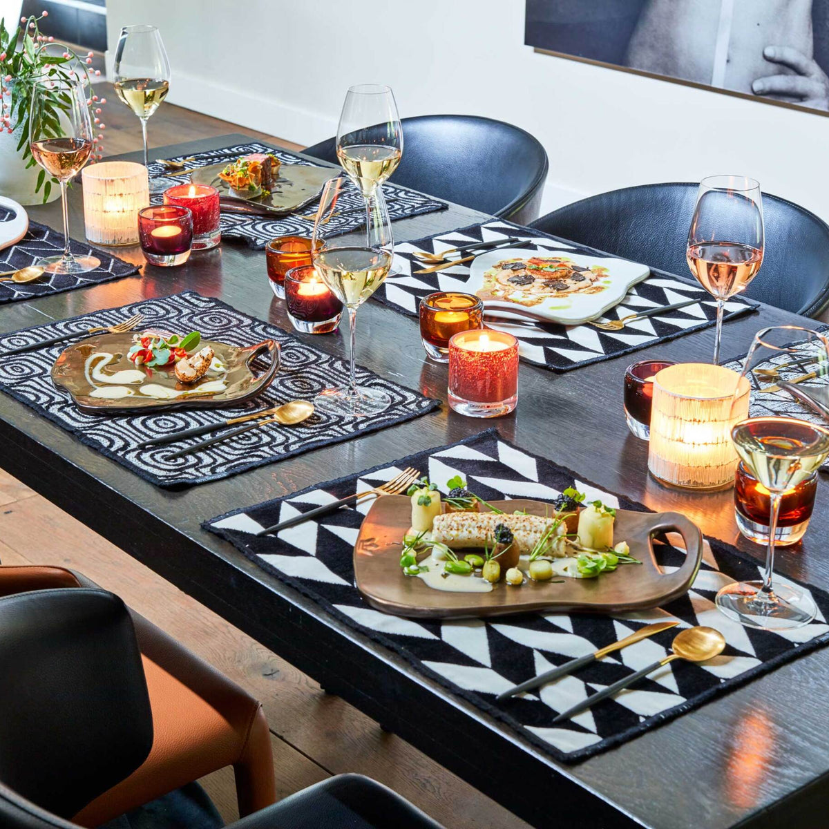 Dutchdeluxes - Handmade - Ted Plate - 1 piece - Ceramic - Matte Black